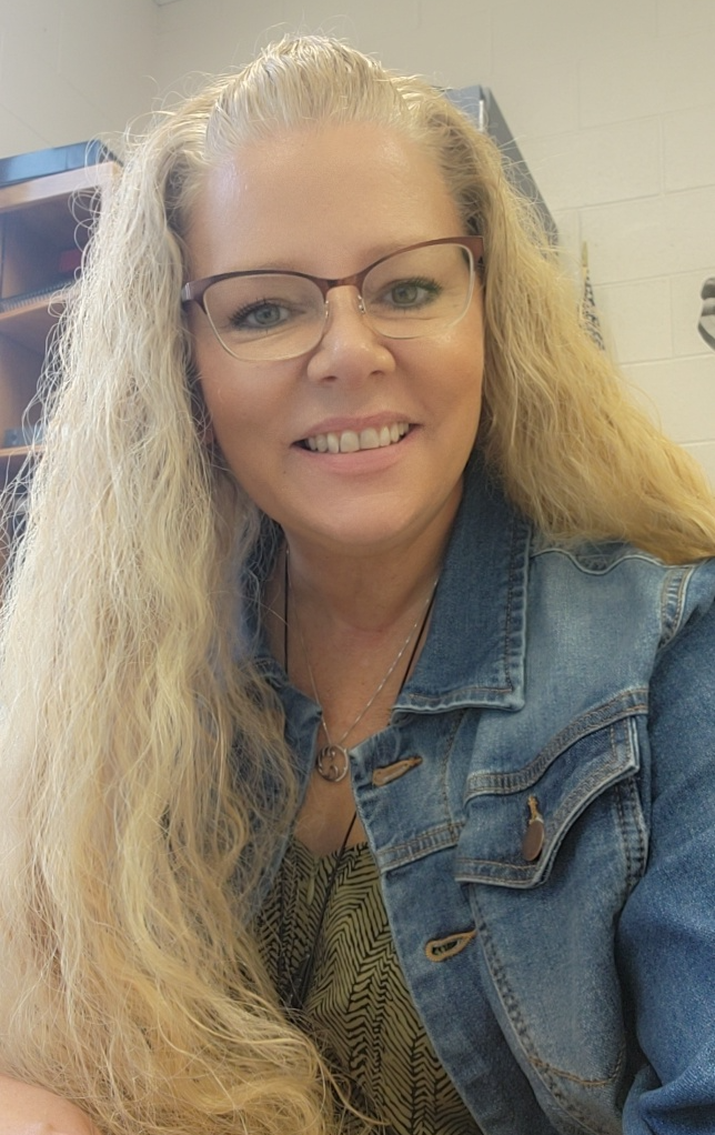 Karen Hudson's Instagram, Twitter & Facebook on IDCrawl