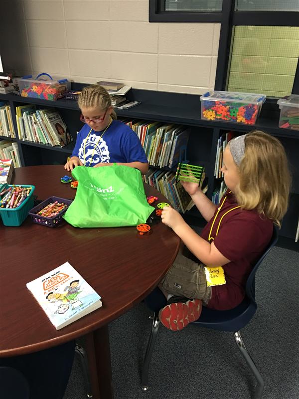 Library | Elm Grove Elementary School