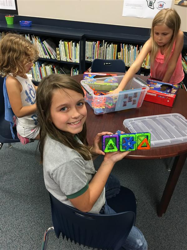 Library | Elm Grove Elementary School