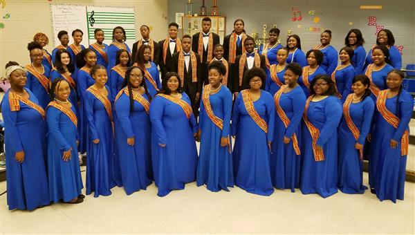 Choir | Raymond High School