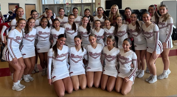 All Girl Cheerleading | Mustangs Athletics & Activities