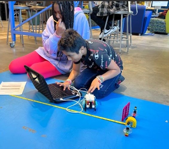 Verizon Innovation Lab | East Forsyth Middle School