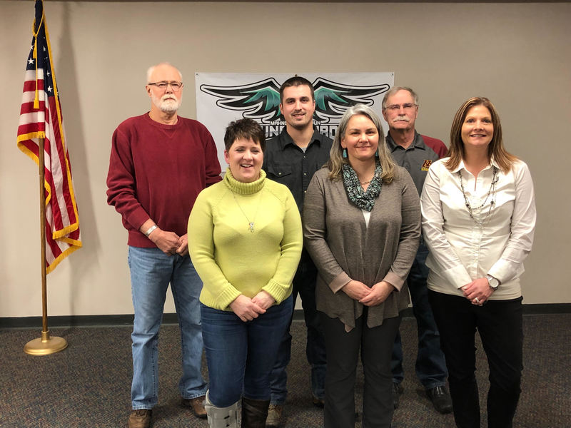 School Board | Mahnomen ISD 432