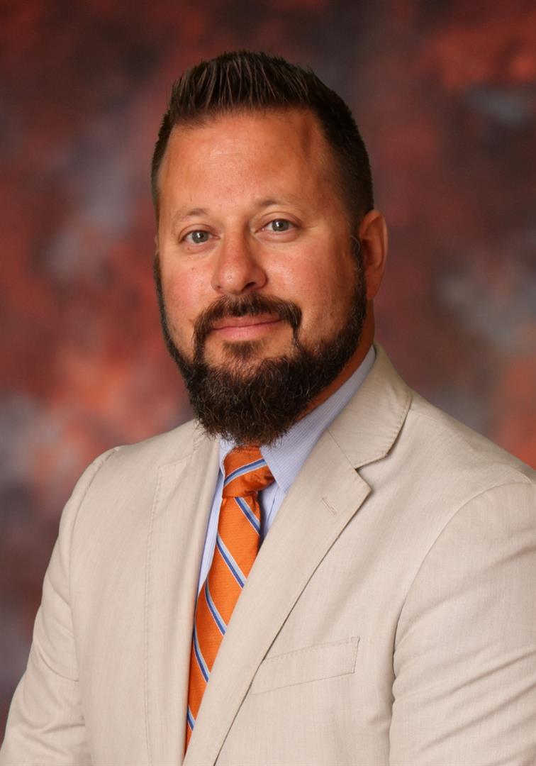 MEET THE STAFF | London Middle School