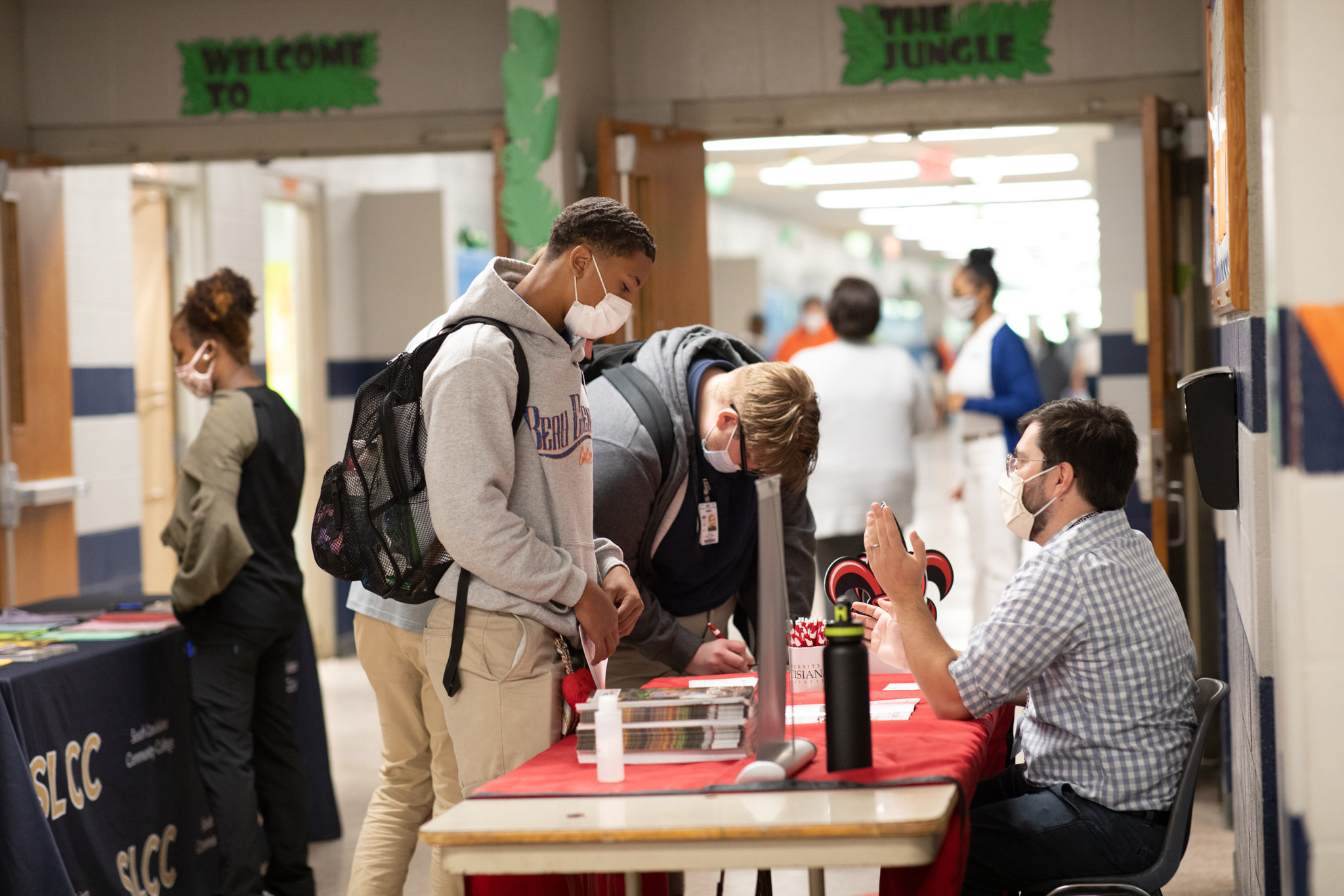 Beau Chêne High School | Home