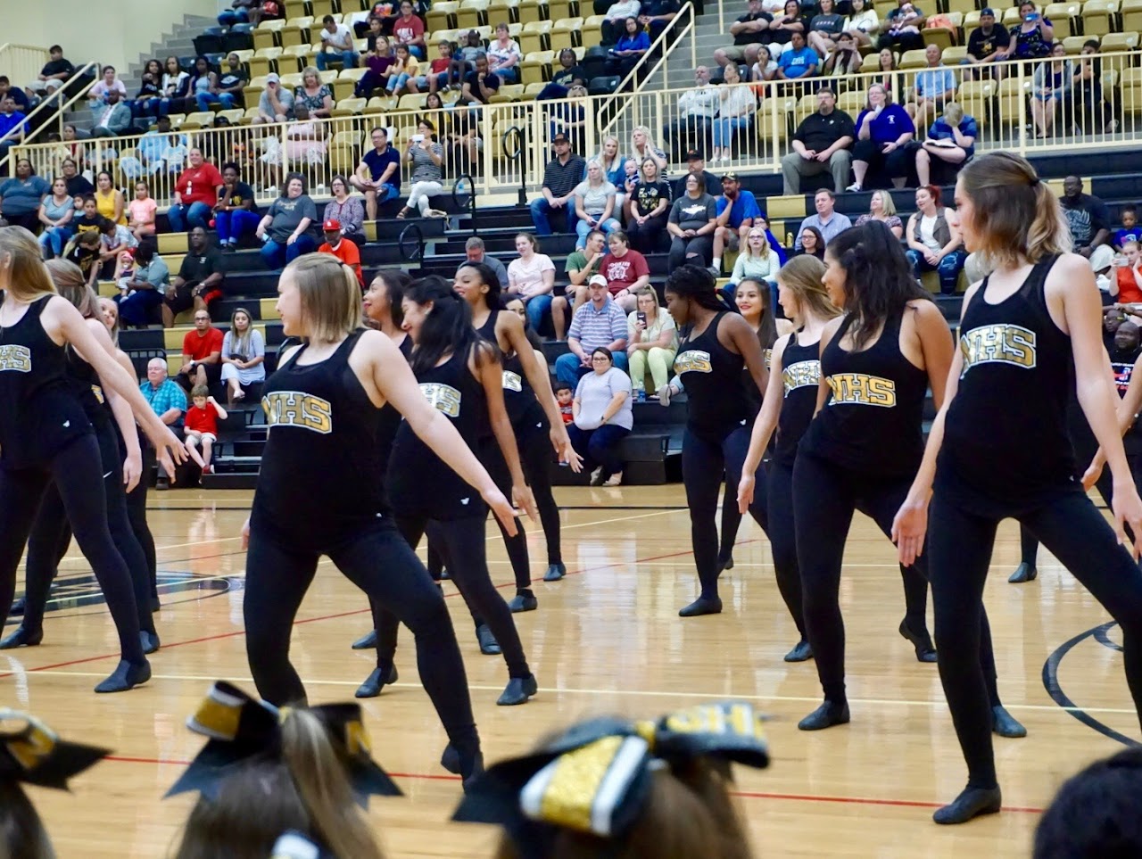 Dance | Nacogdoches Independent School District