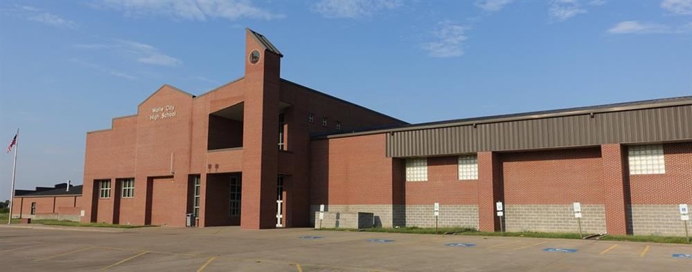 Wolfe City High School | Home