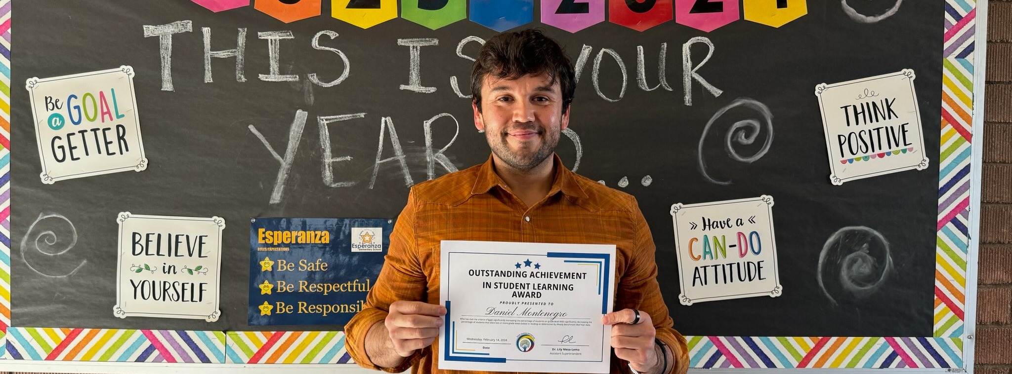 Home | Esperanza Elementary