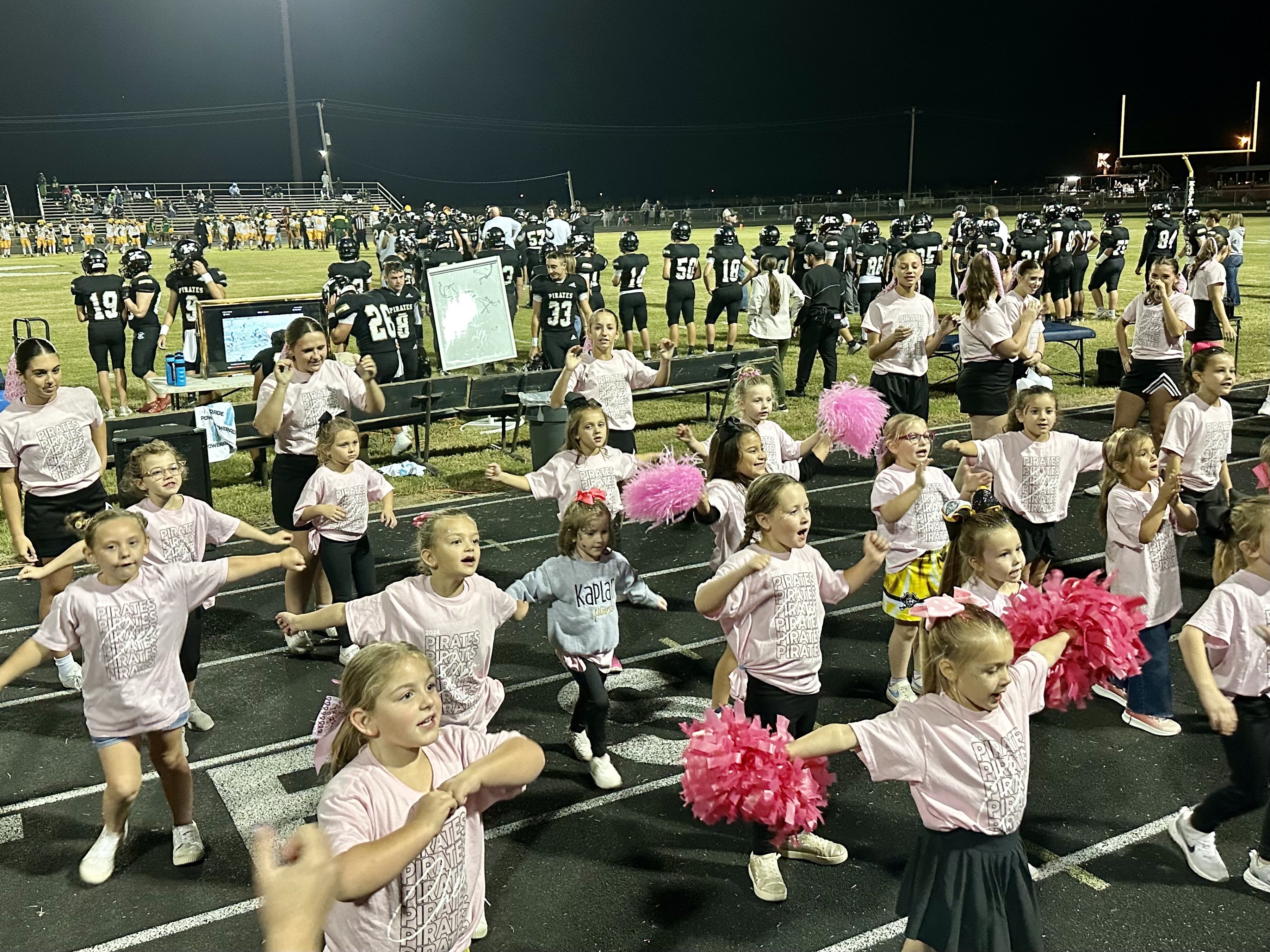 Pirates Cheer And Dance